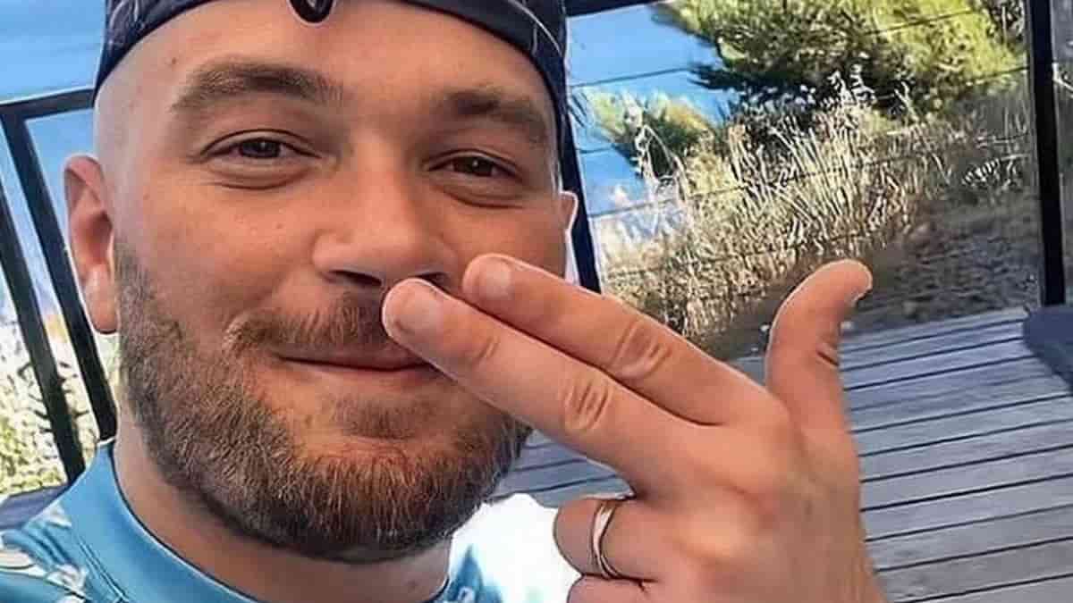 Jul explose le record de Ninho et remplit le Stade de France et le ...