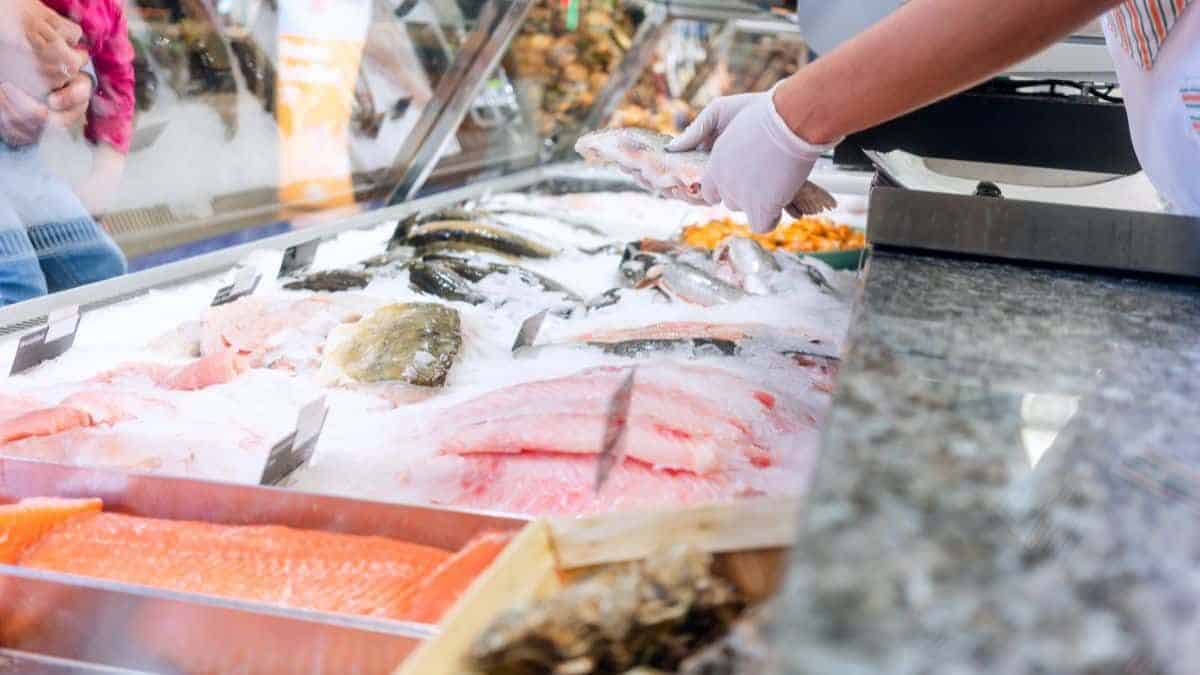 Ce poisson est le meilleur vendu en supermarché selon 60 millions de ...