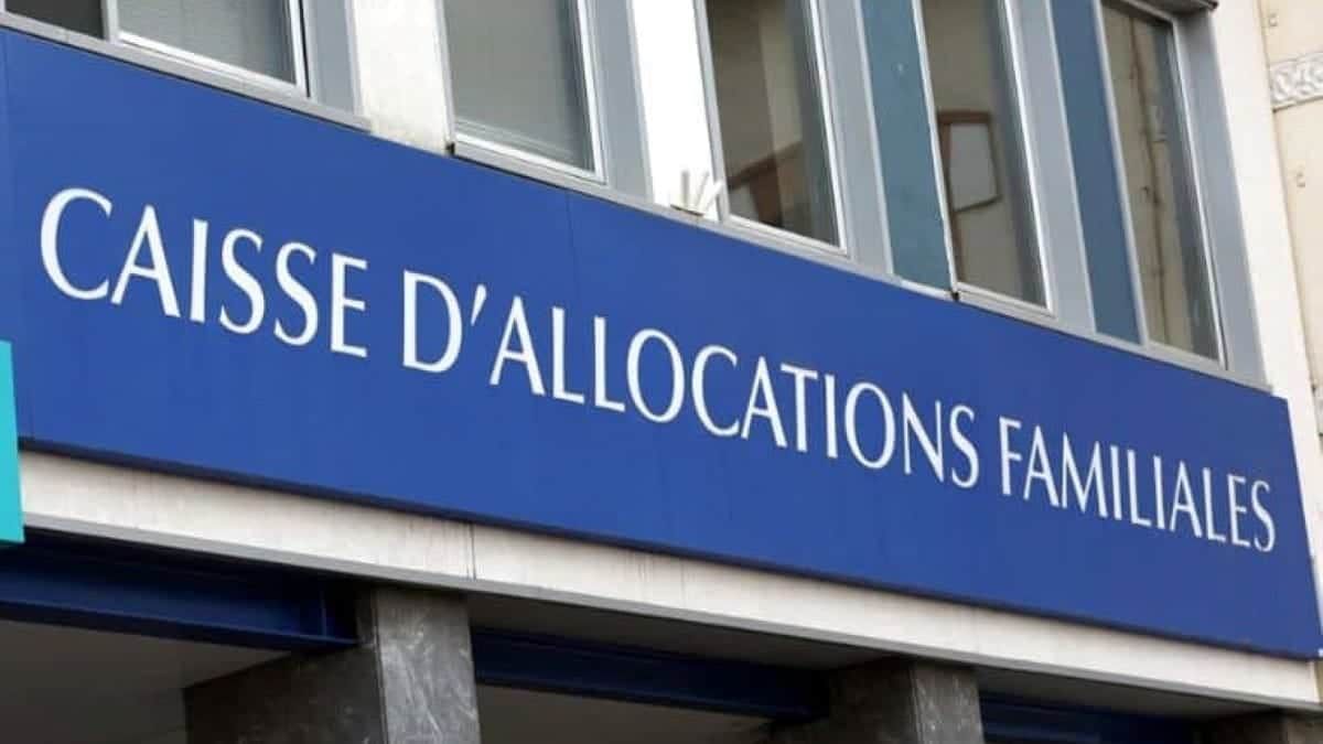 Allocations familiales, RSA et AAH: toutes les dates de versements des ...